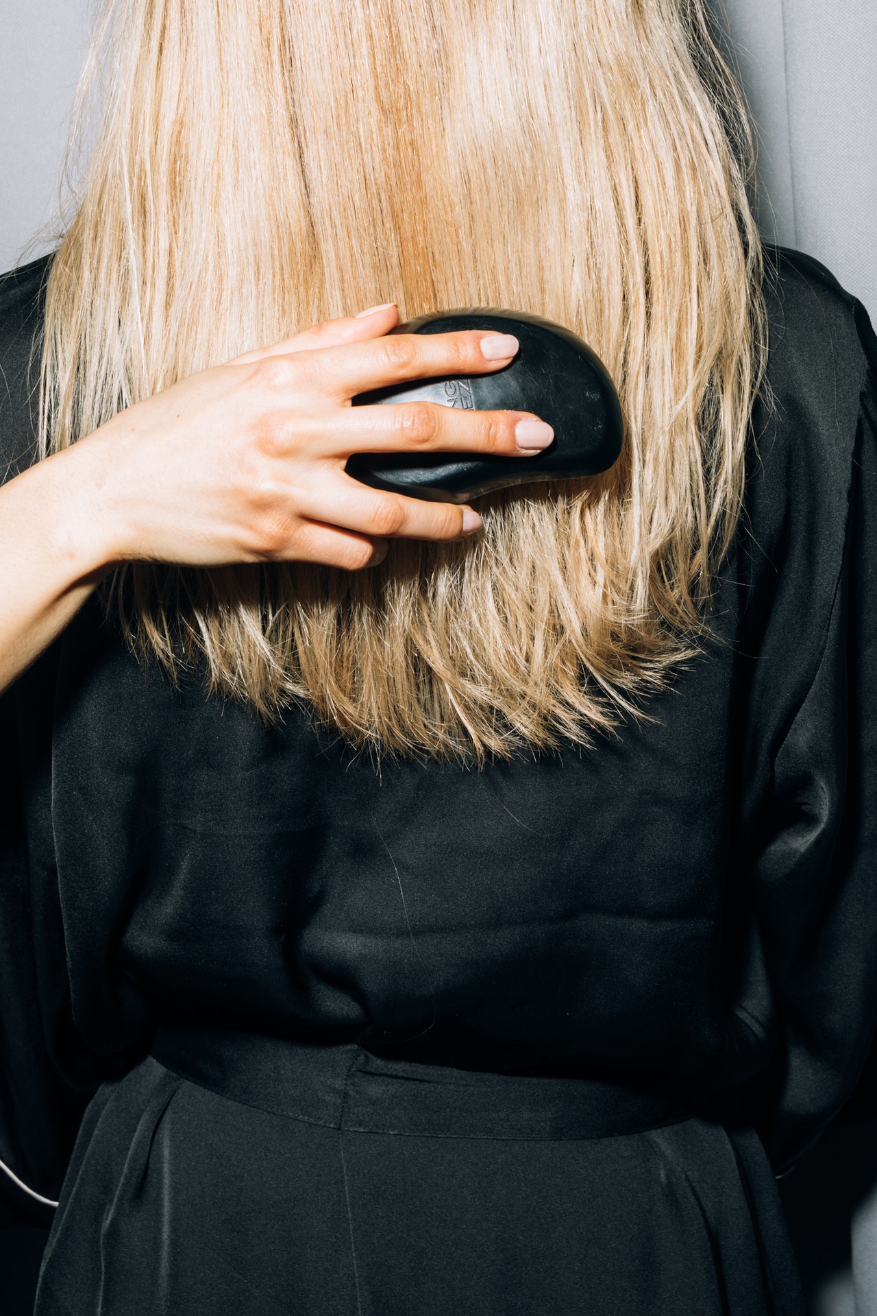 Cabelo seco: veja as características e os cuidados essenciais